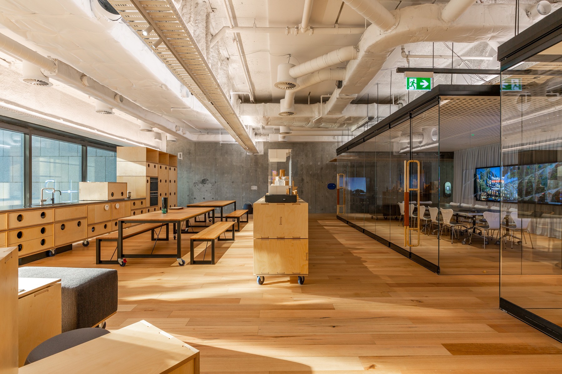 ThinkHub Collaboration Software | T1V